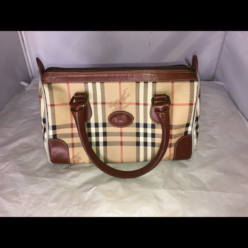 Authentic Burberry Bag, Med Size, Classic Pattern - Gem
